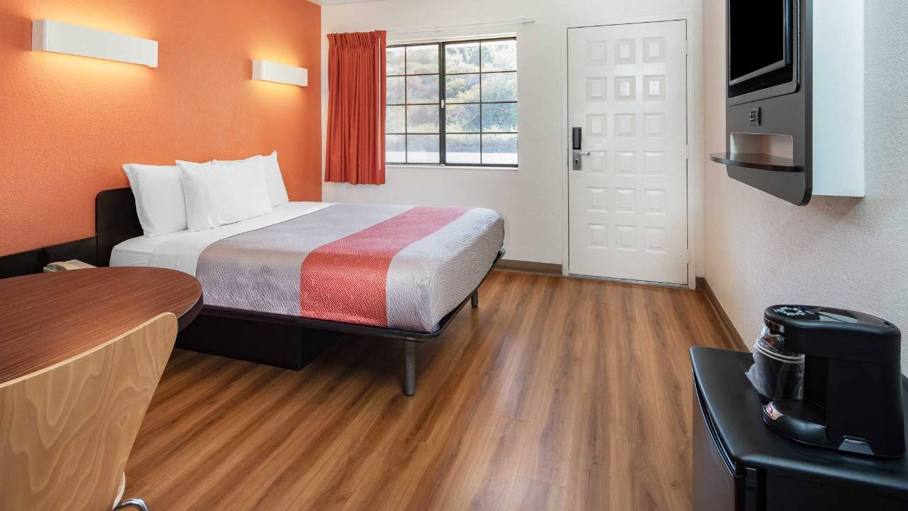 Motel 6 | Book Now and Save on Your Next Stay
